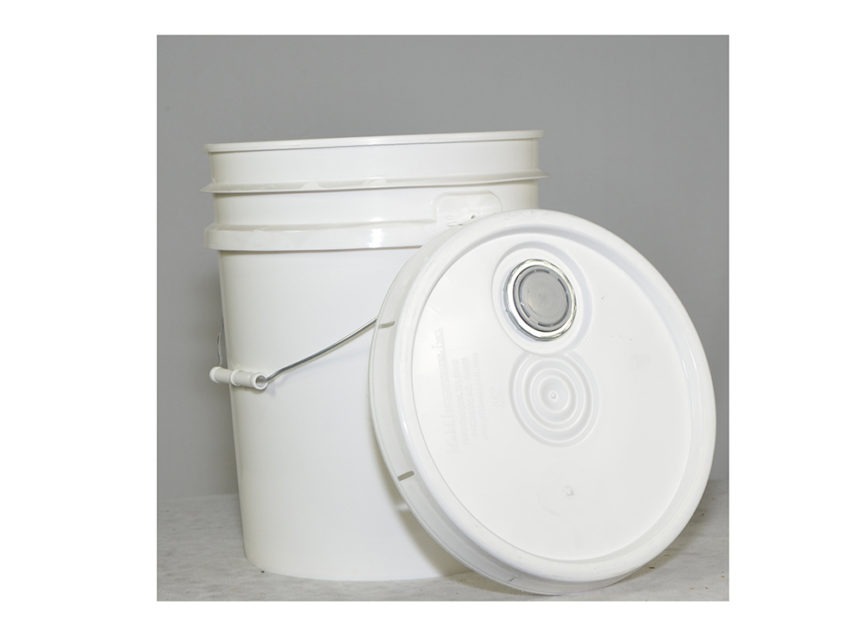 Pails — Clean Earth Systems Inc.